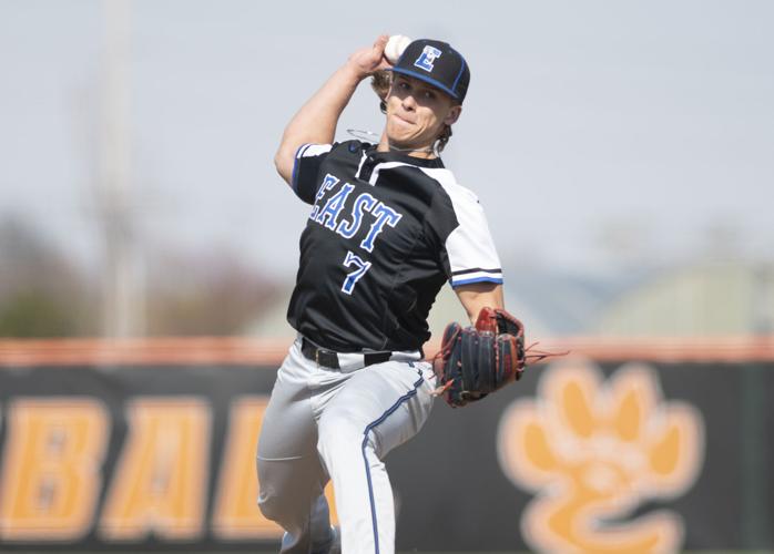 Edwardsville makes statement in blasting past Lincoln-Way East