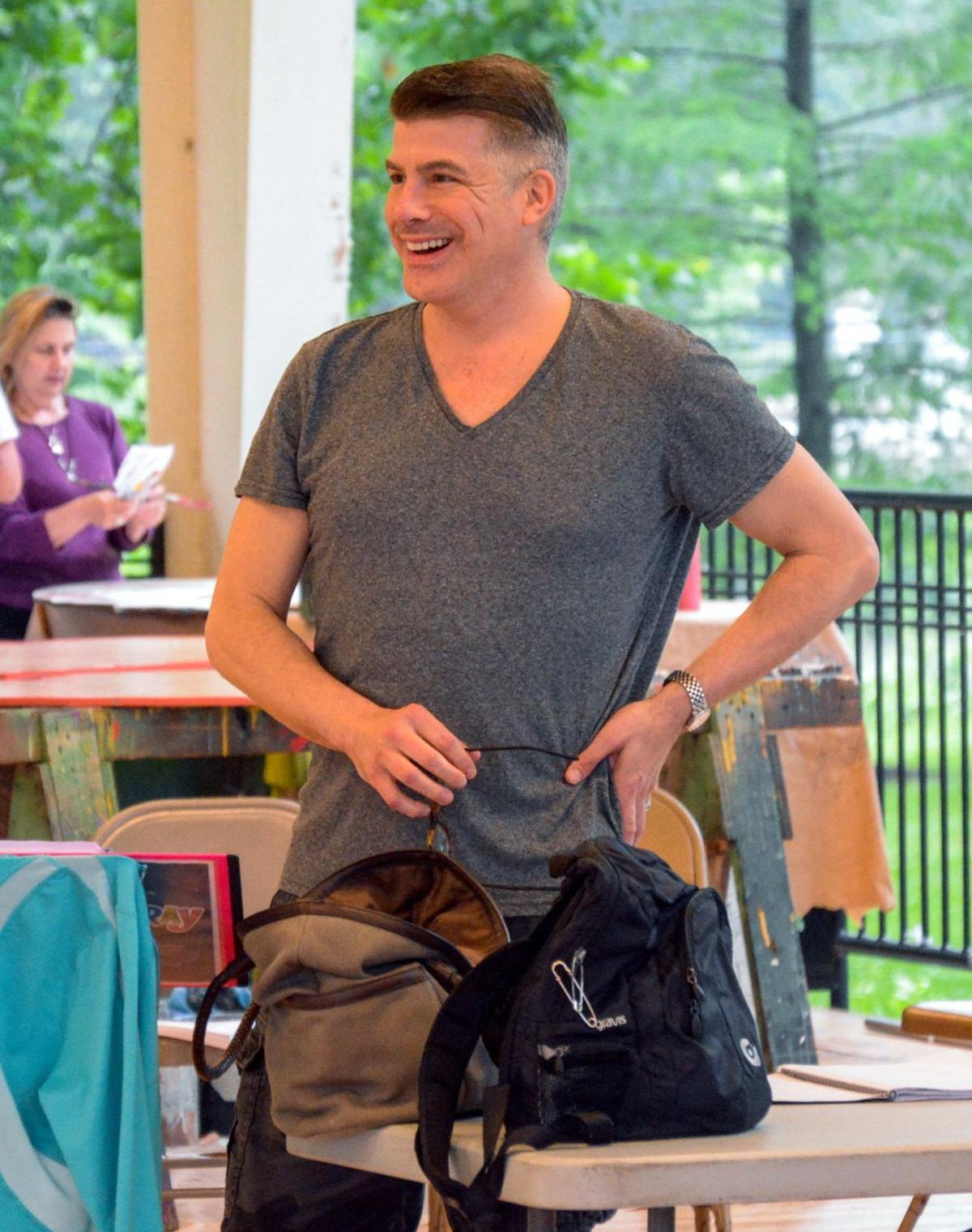 'Mad Man' Batt makes it to the Muny in 'Hairspray' | Culture Club ...