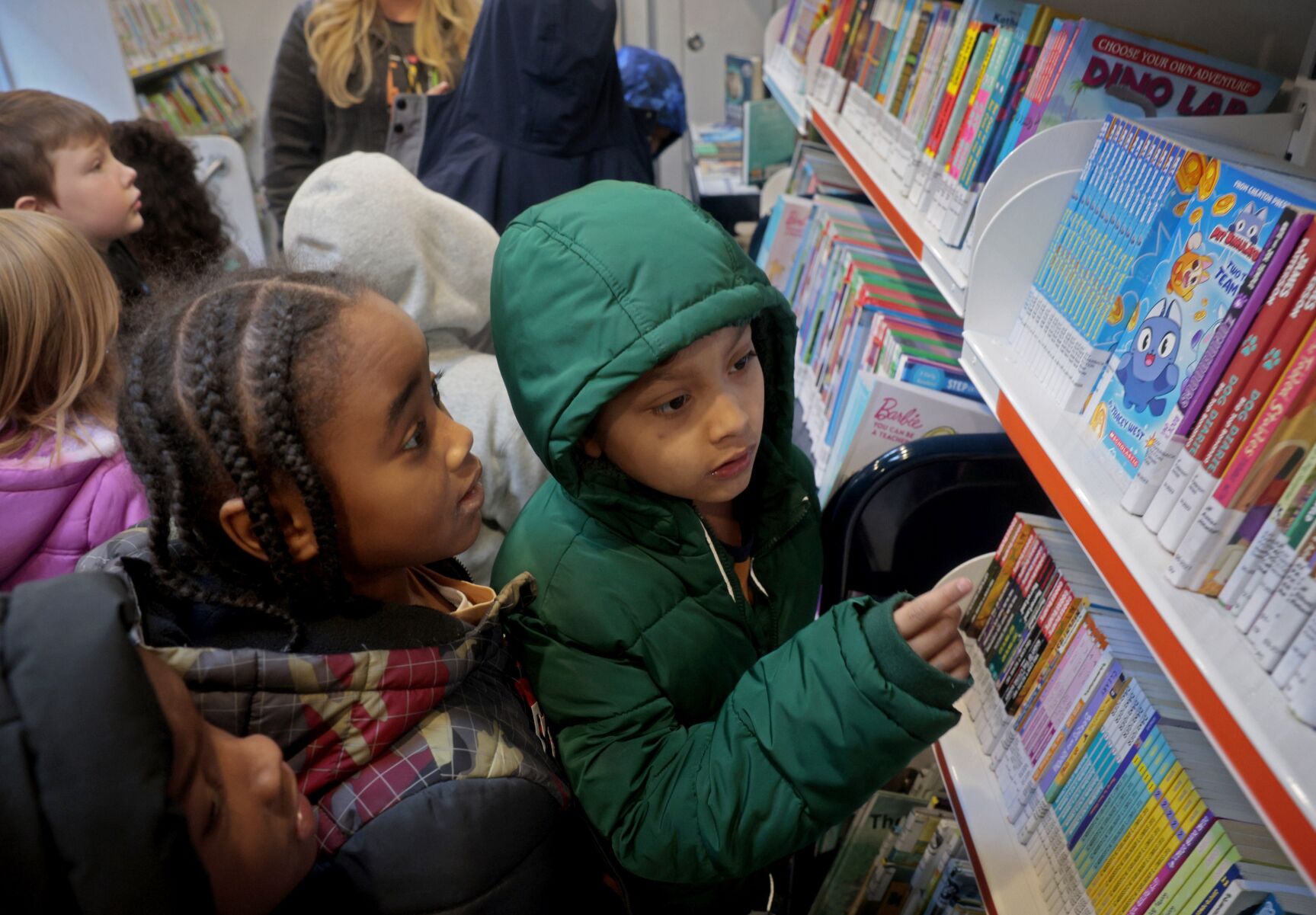 St. Louis County Library's newest bookmobile visits Buder Elementary in ...