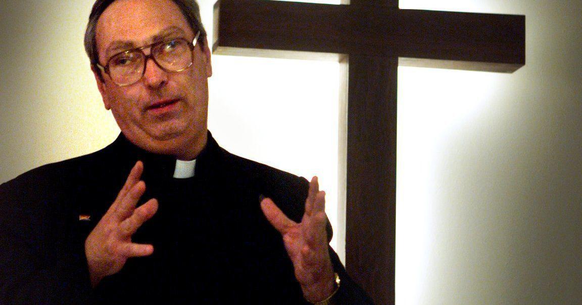 Vincent A. Heier: Pastor resigns at parish in University City