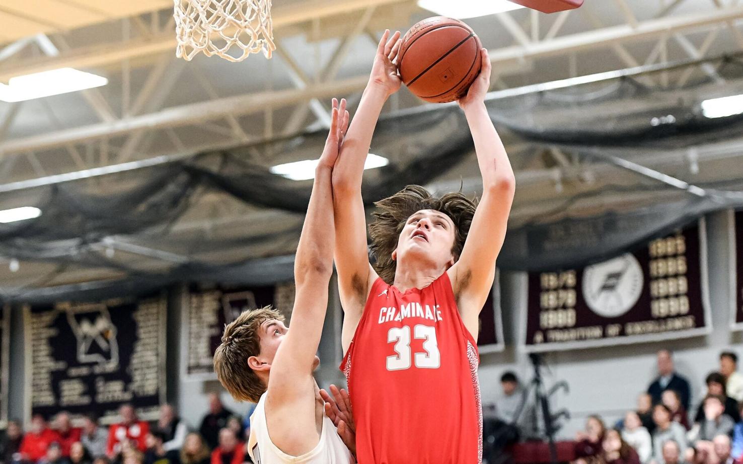 Chaminade keeps MCC title hopes alive by rolling past De Smet