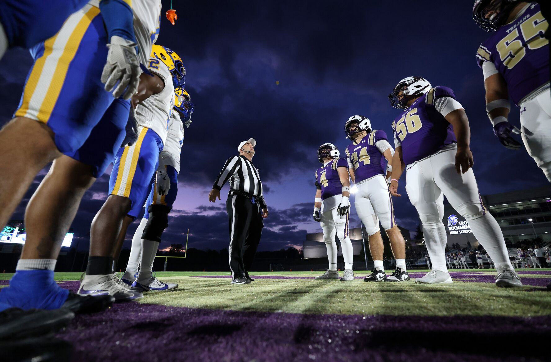 Chris Wenger scores four TDs as Troy knocks off rival Howell in ...