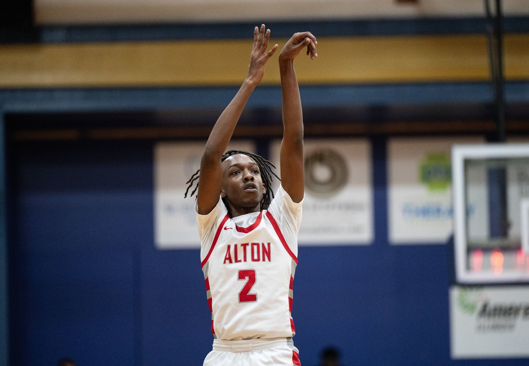Semaj Stampley leads way as Alton runs past St. Mary's at Southern ...