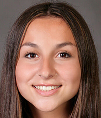 Kate Bettlach • DuBourg tennis
