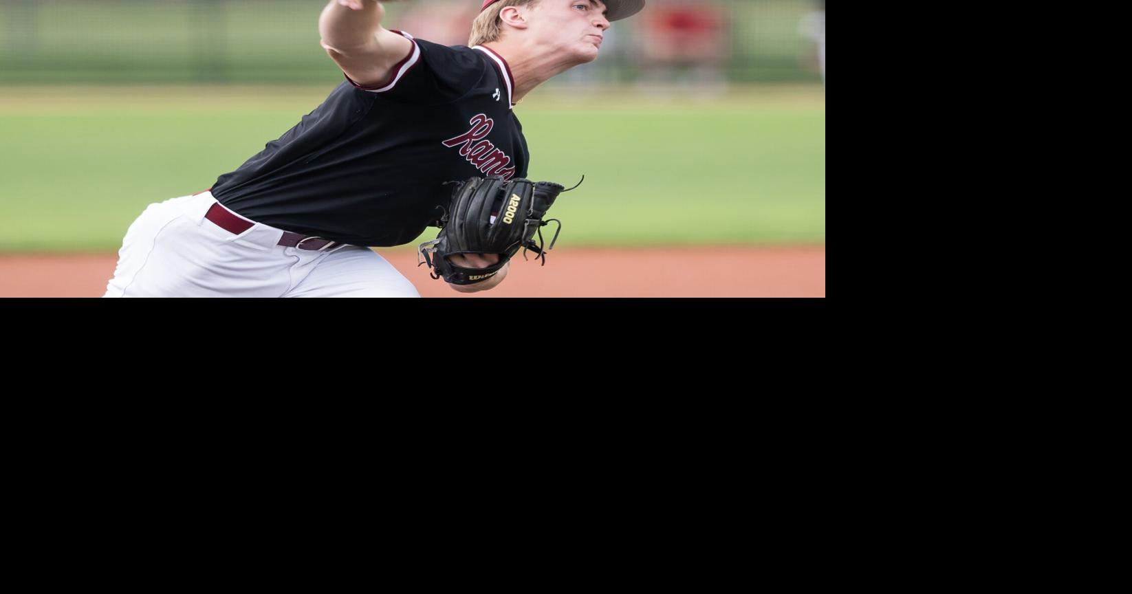 MICDS' Henry Cordes enjoys a frozen break from the burning diamond ...