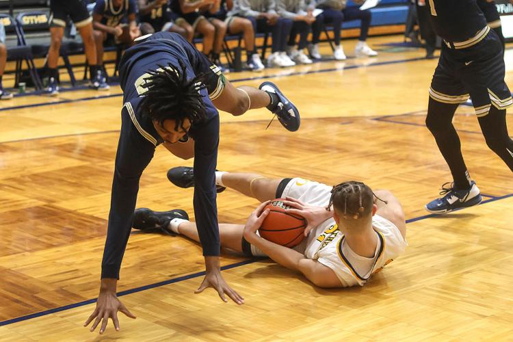 Harris gets first double-double as O'Fallon grinds out victory over ...
