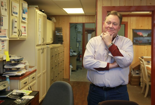 Florissant voters set course for continuity, pick Schneider