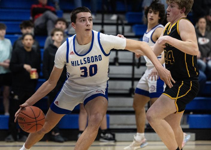 Hillsboro surges past Festus in second half, wraps up at least share of ...
