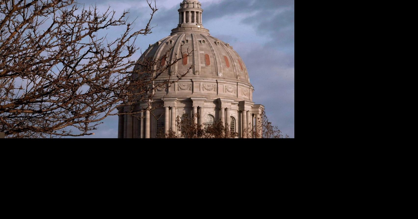 Critics tear into Missouri ‘bounty’ plan to ID immigrants