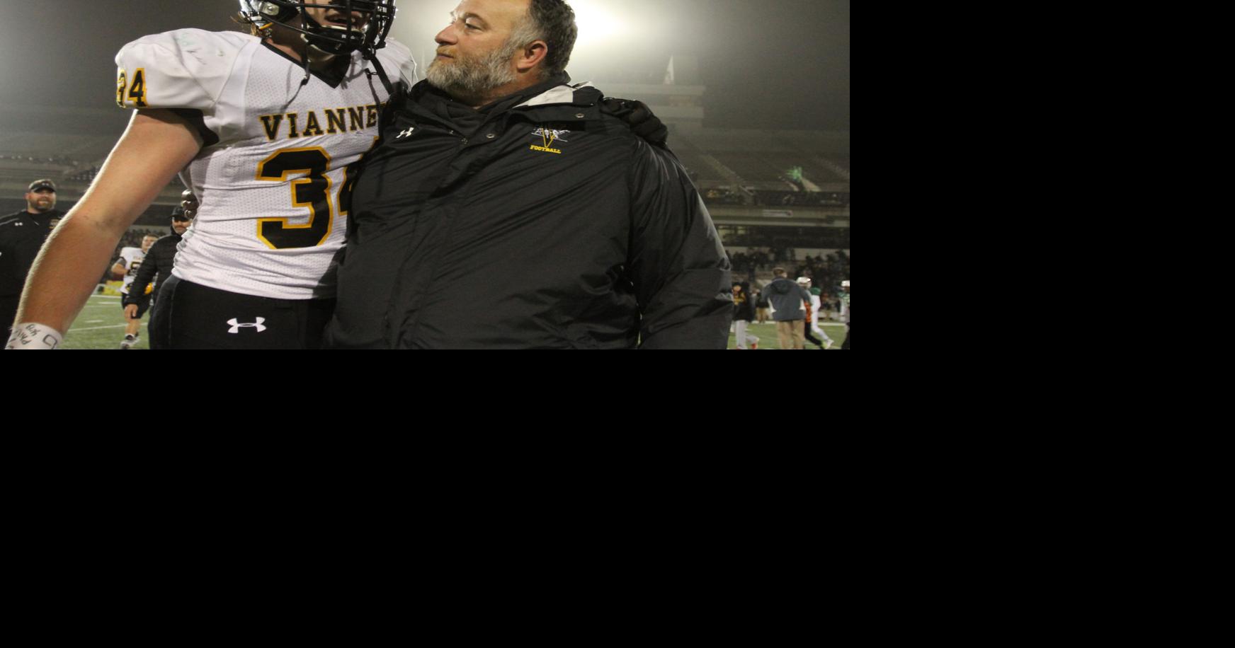 Former Vianney coach Day resurfaces at Pacific