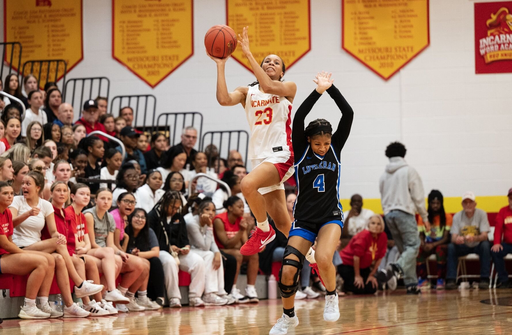 Incarnate Word turns up heat to top Lutheran St. Charles in power ...