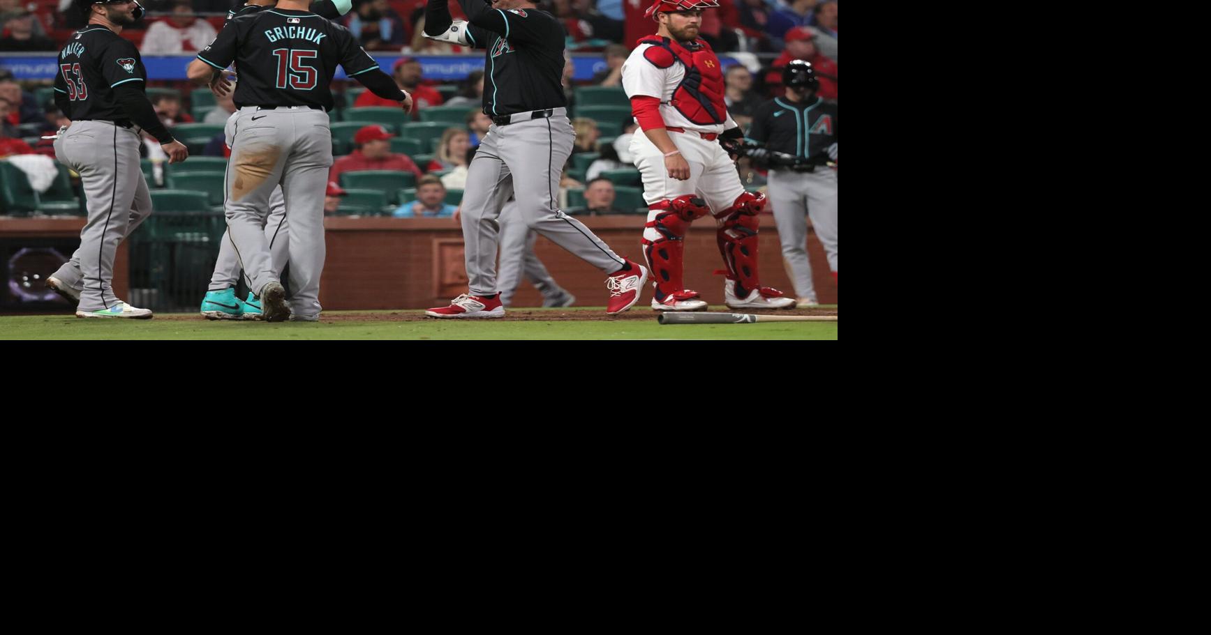 Photos: St. Louis Cardinals get pounded by Arizona Diamondbacks 14-1