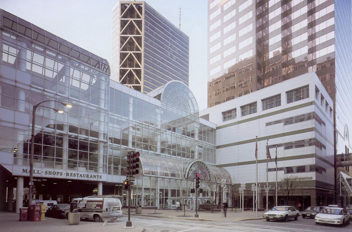 The birth and ultimate demise of St. Louis Centre, the downtown mall