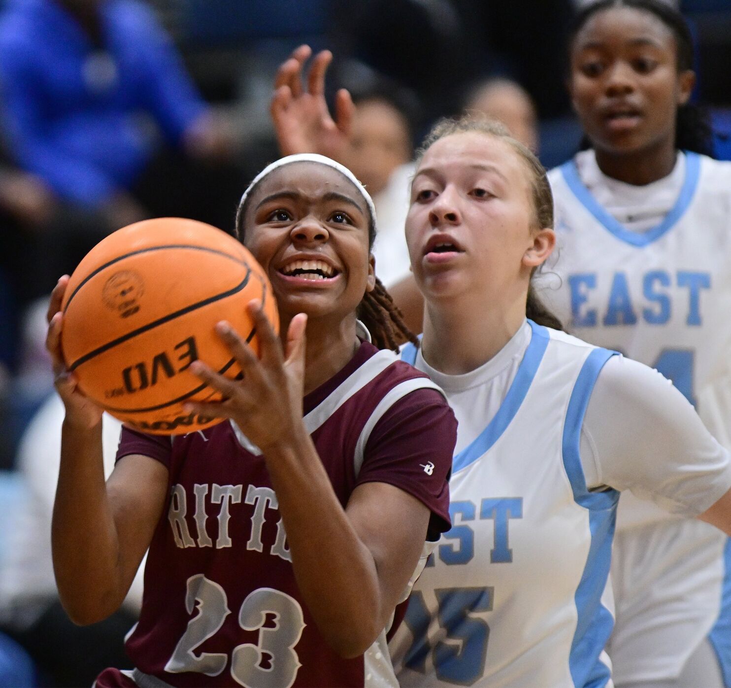 Belleville East uses up-tempo attack to down Cardinal Ritter in battle ...