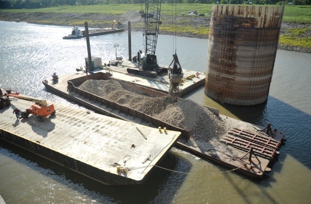 Barges backing up near Mississippi River lock