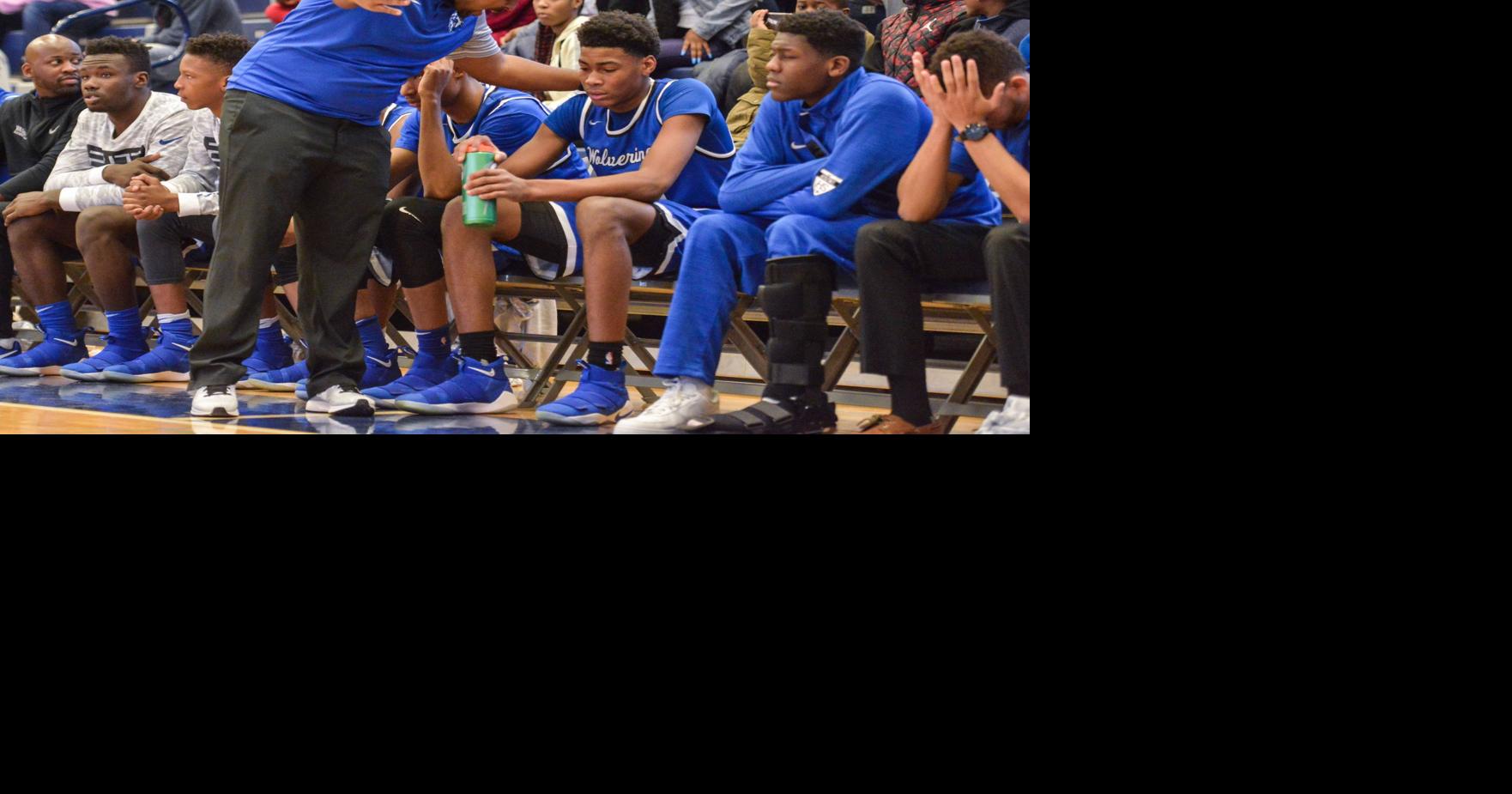 Vashon struggles to slip past SLUH | Boys Basketball | stltoday.com