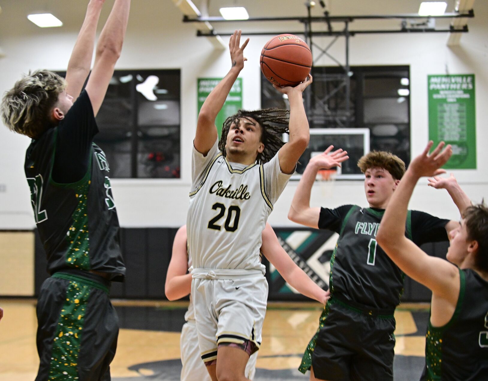Southside Classic boys basketball, final: Lindbergh 54, Oakville 38