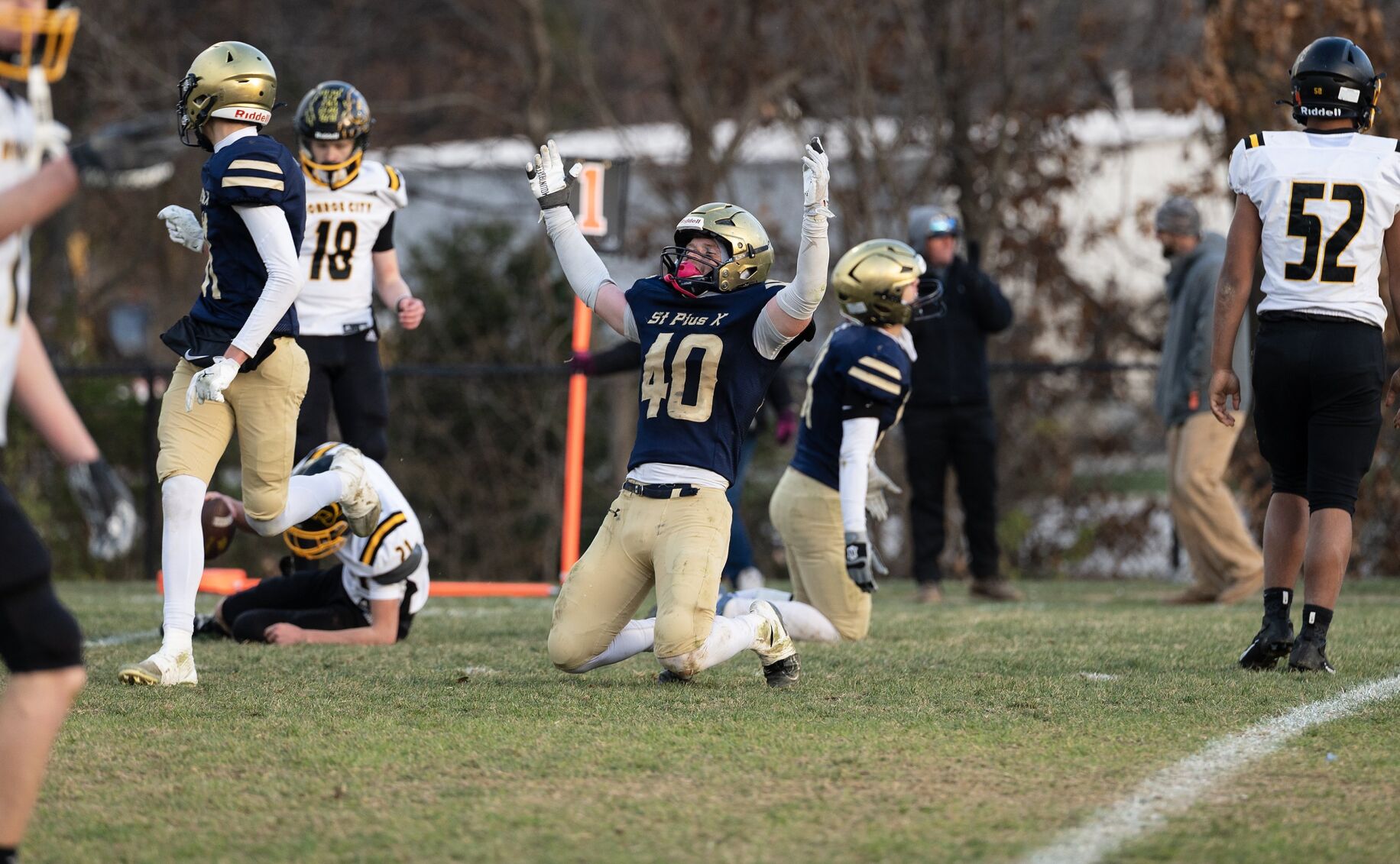 Class 2 football state semifinal: St. Pius X 40, Monroe City 36