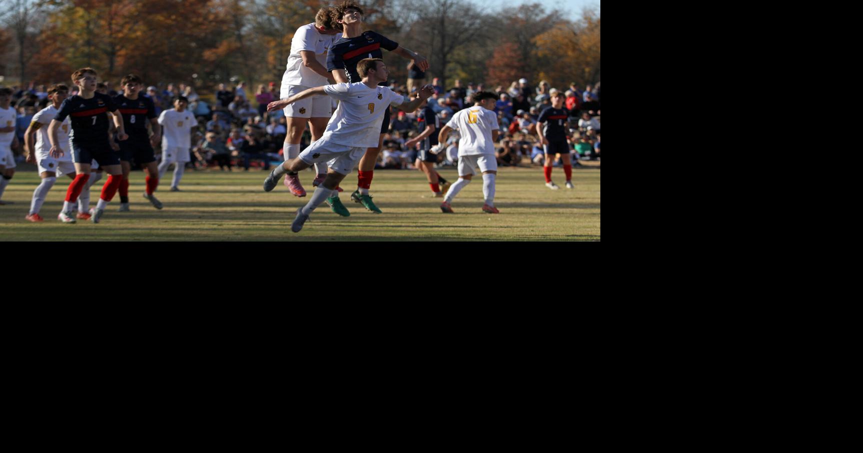 Class 3 boys soccer state quarterfinal: Fort Zumwalt East 3, Priory 2 (OT)