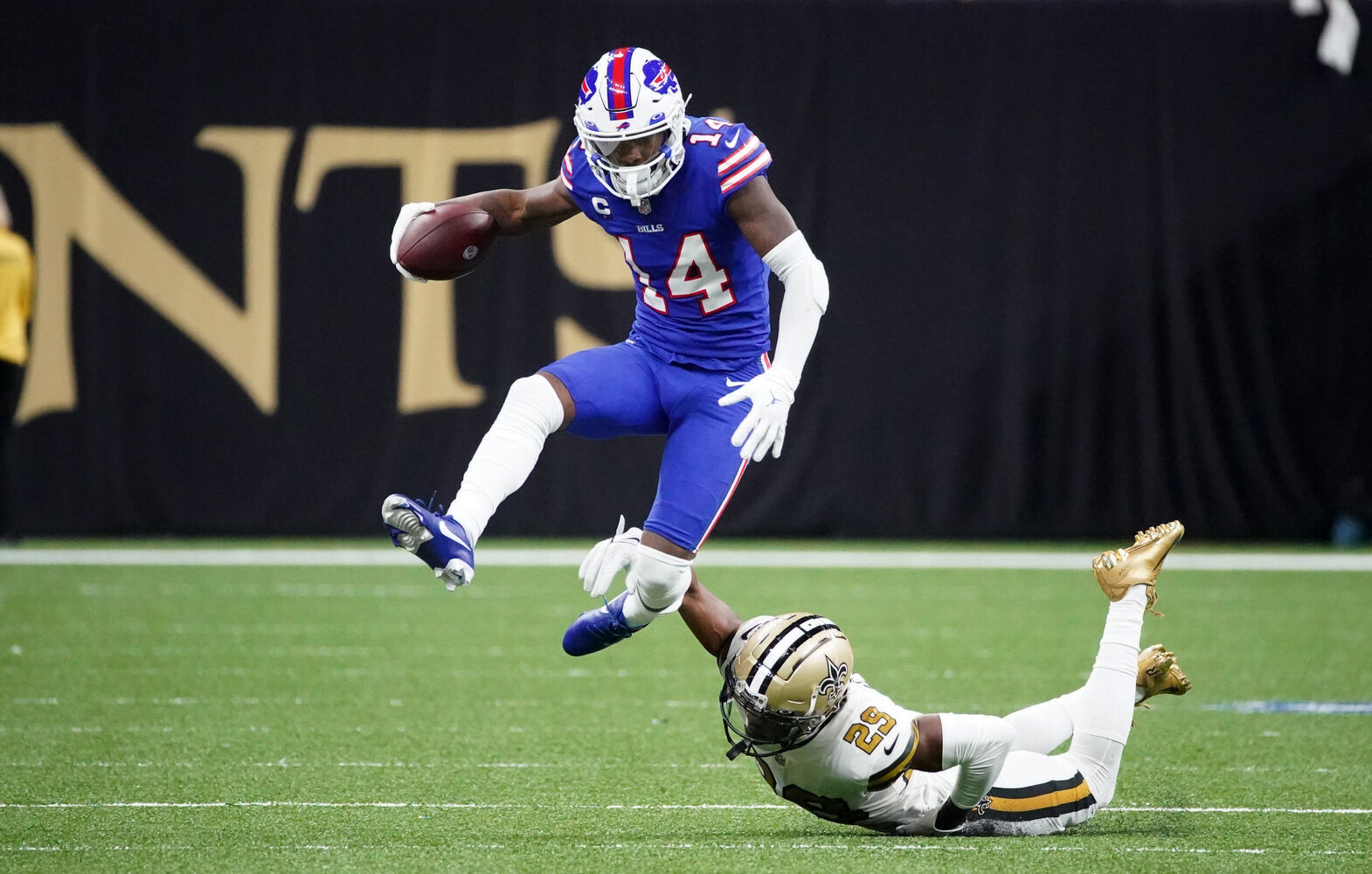 Jason Wolf: Bills' Dawson Knox shines as miscues abound in lopsided ...