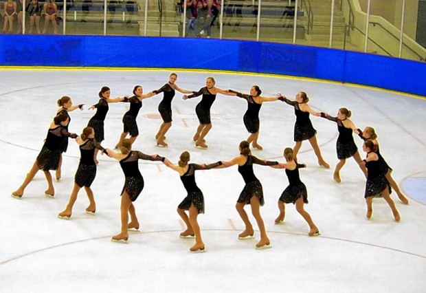 Synchronized skating team heads to nationals