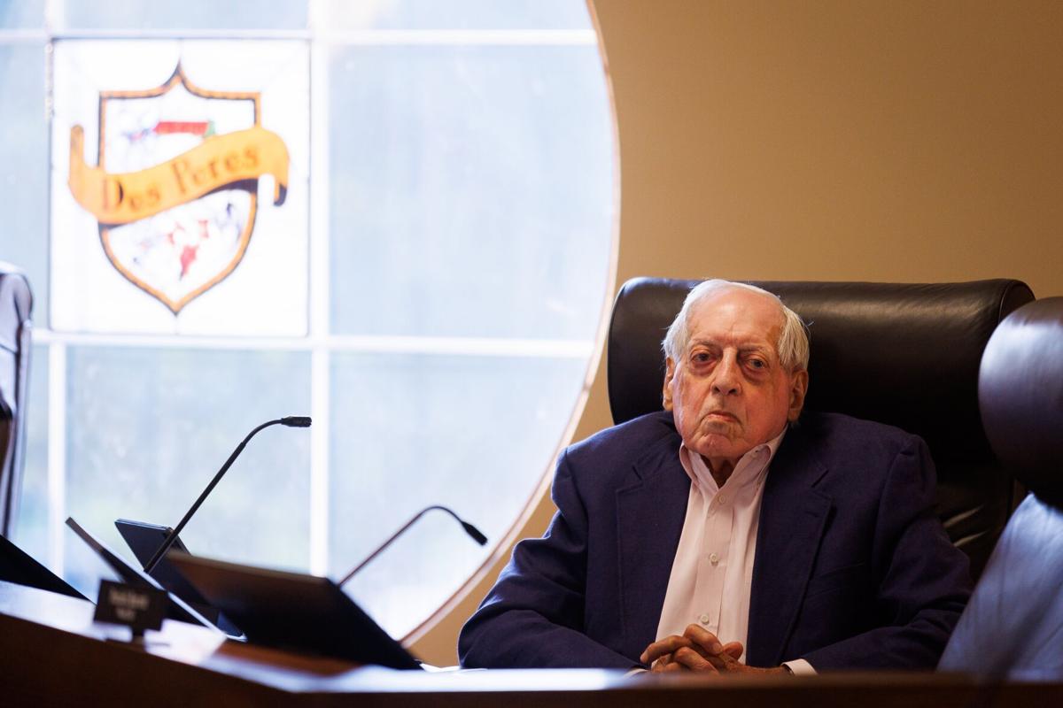 Des Peres alderman pleads guilty to embezzling $220,000