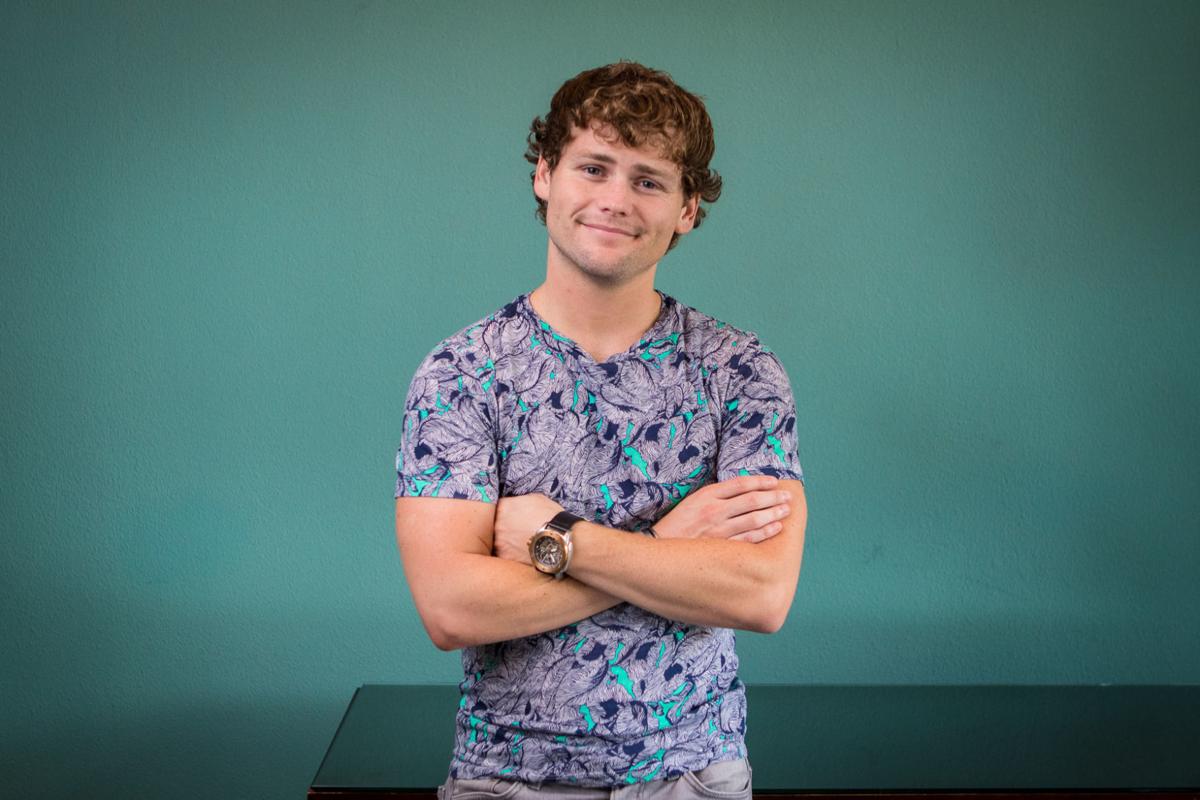 Drew Lynch sells out 6 of 7 shows at Helium Comedy Club