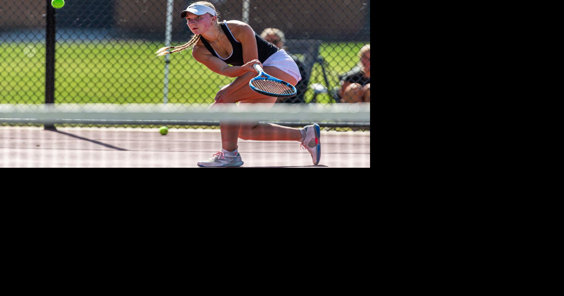 Class 2 District 3 individual girls tennis tournament