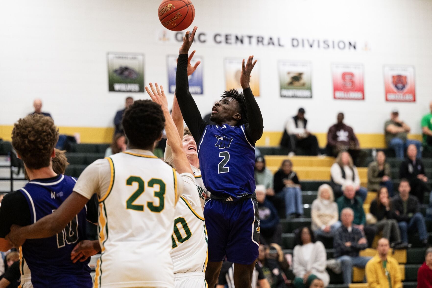 Fort Zumwalt North Invitational, semifinal: Rock Bridge 67, Parkway ...