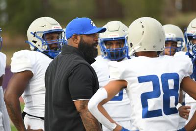 Arlen Harris hired to help revive football program at Timberland