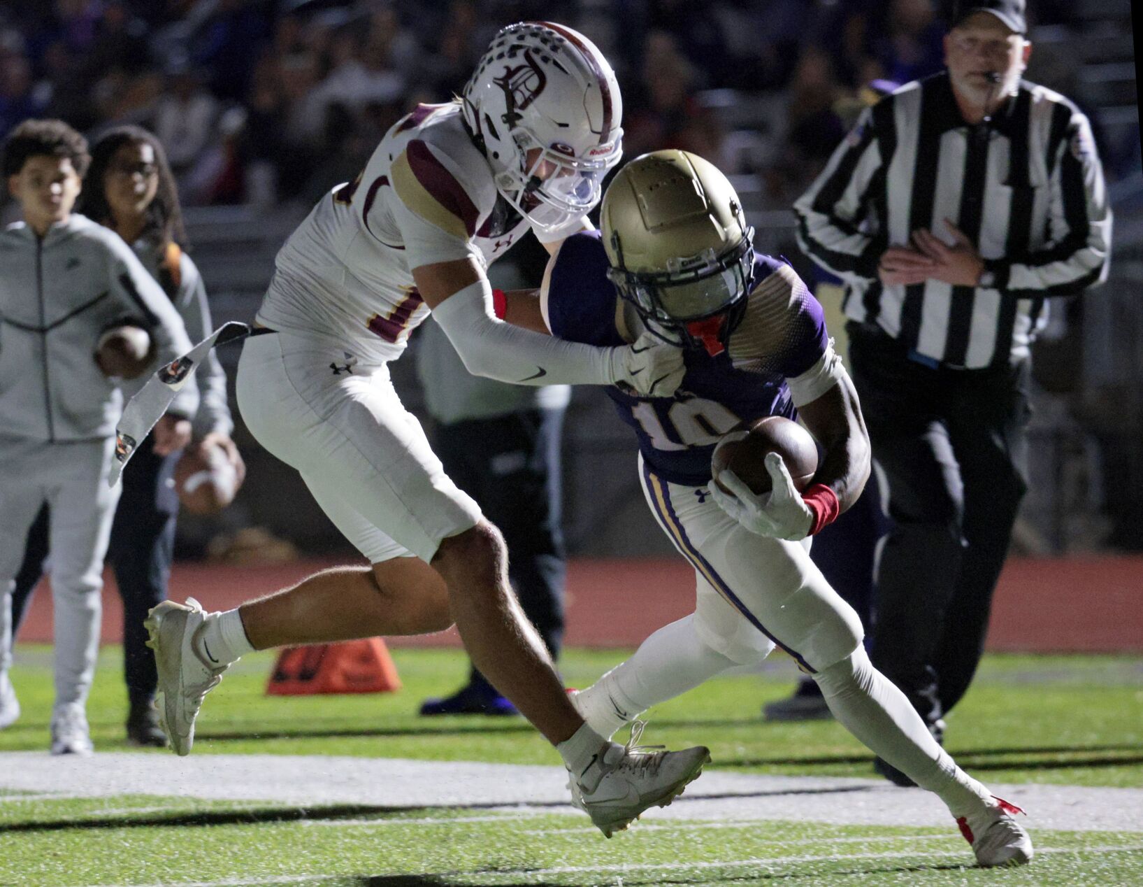 CBC improves to 10-0 by ending De Smet's Class 6 title reign