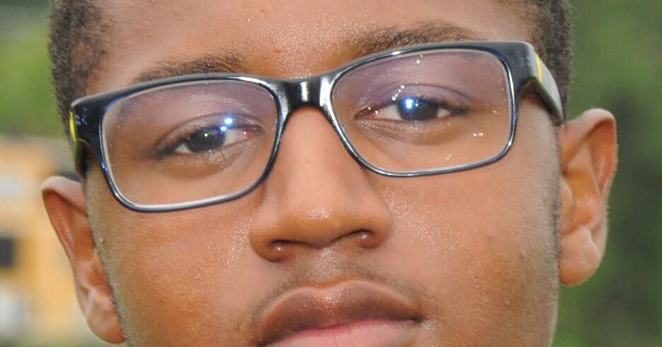 Brandon Battle • Edwardsville track and field