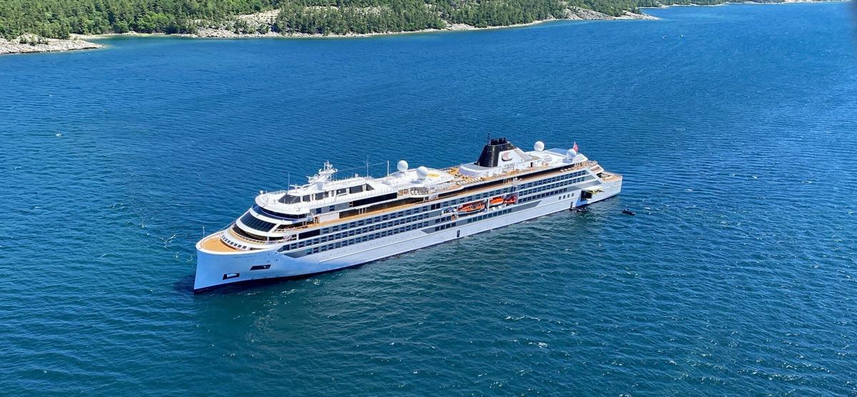 Cruising the Great Lakes, expedition style