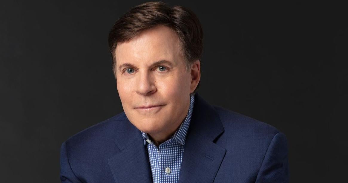 Bob Costas steps outside sports in blasting Donald Trump and Joe Biden: Media Views