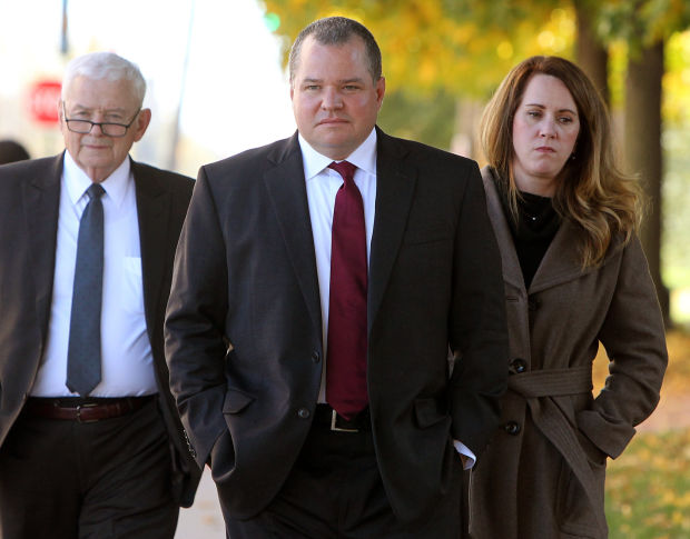 Ex-judge pleads guilty in Illinois heroin case as investigation continues