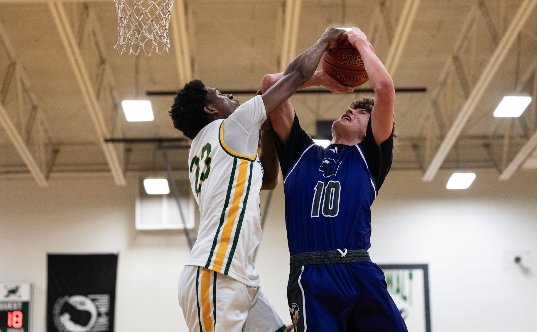 Fort Zumwalt North Invitational, semifinal: Rock Bridge 67, Parkway ...