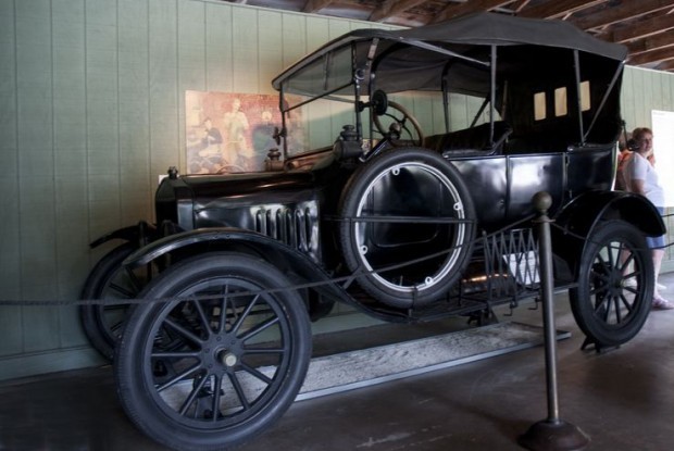Model T Ford crashes at St. Louis Regional Airport, trapping driver