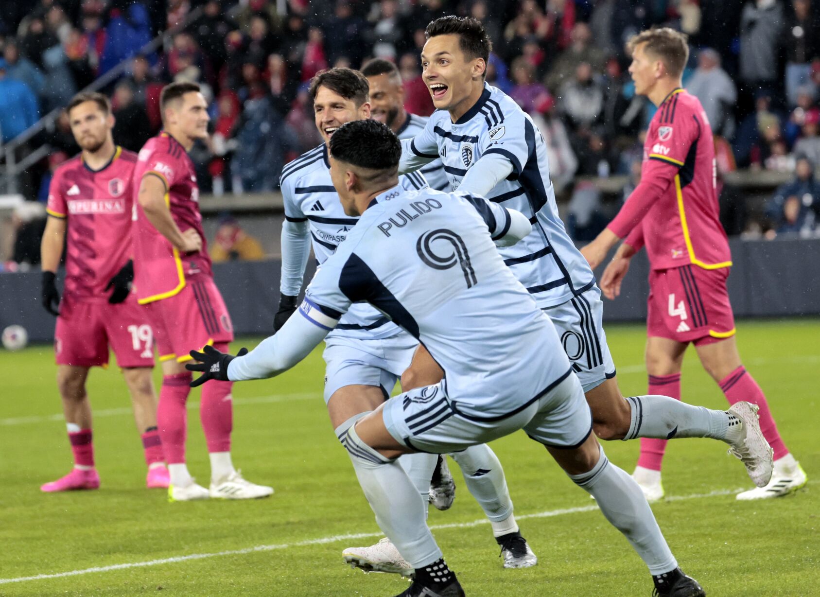 City SC drops Game 1 of playoff series 4-1 to Sporting Kansas City