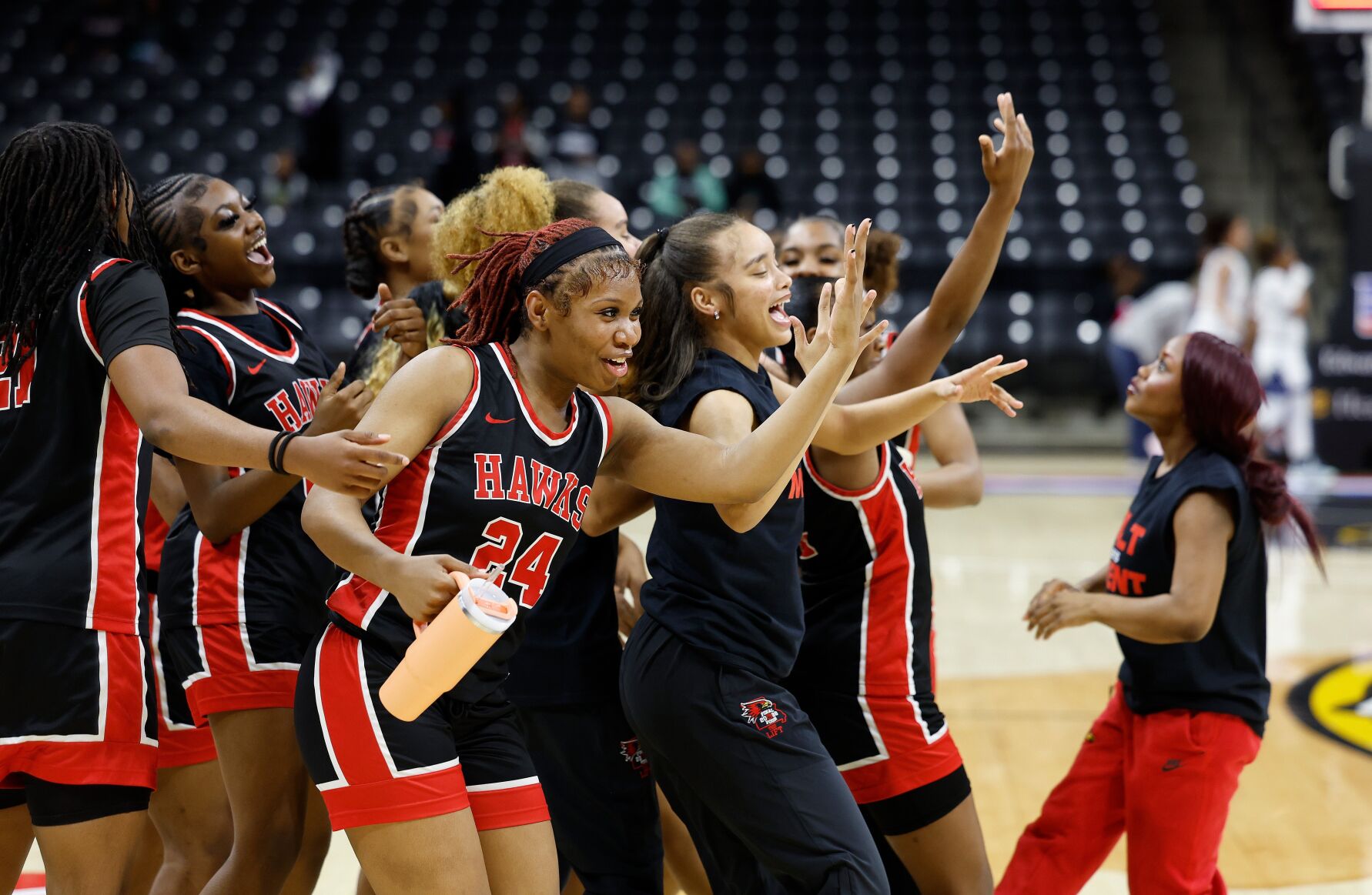 Zha Harris comes alive in second half, helps Lift for Life keep three ...