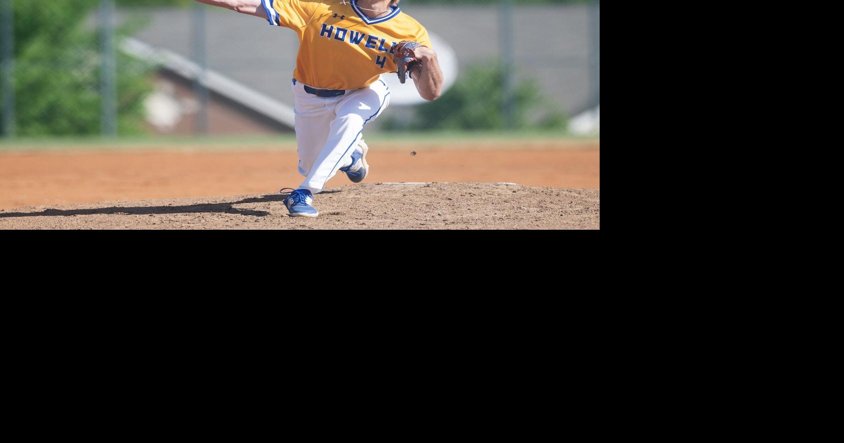 Alex Bryan pitches Howell past Fort Zumwalt West