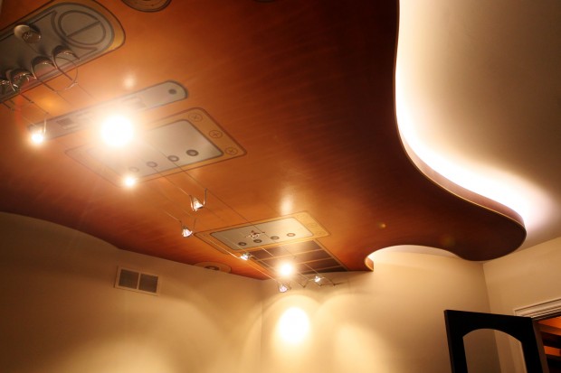 Area sports agent will buy Atkinson's Lake Saint Louis mansion