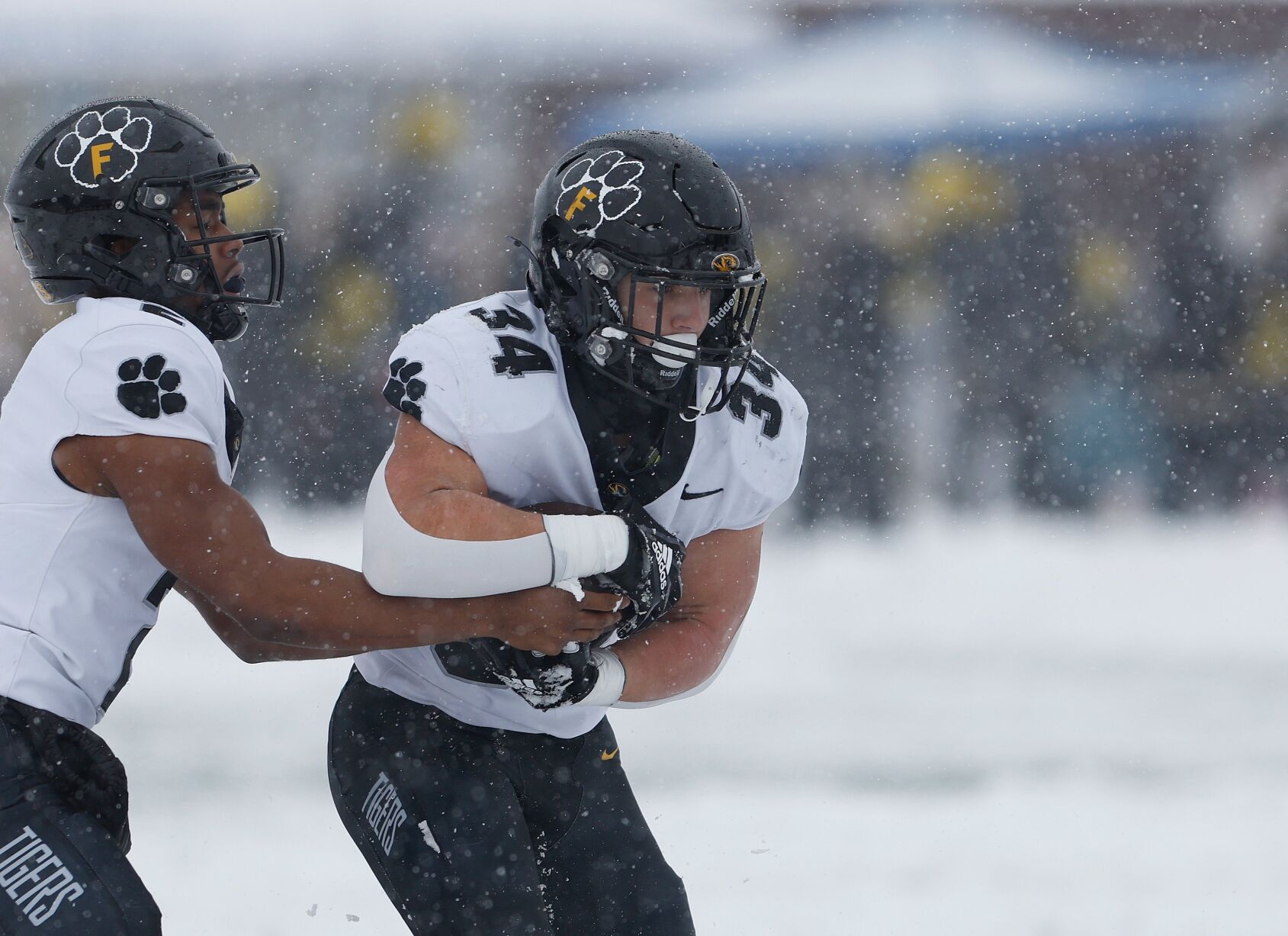 Festus gets past unbeaten Warrenton to advance to program's first state ...