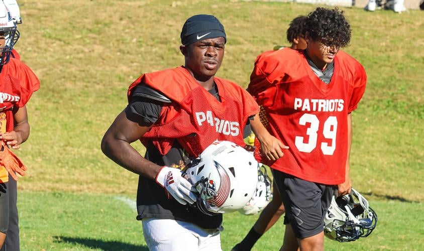 Football spotlight: Parkway South rides longest win streak in a decade ...