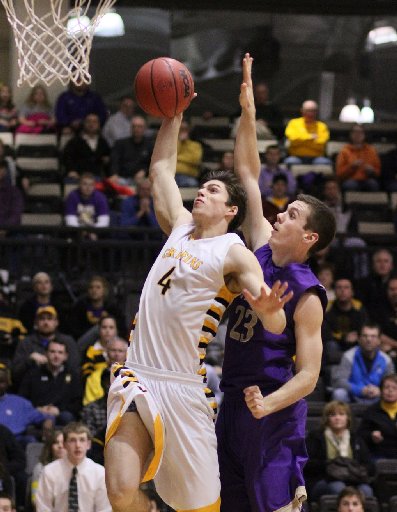 Markway picks up slack for Vianney in 44-37 comeback win over Troy