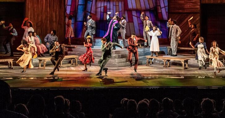 105th season of outdoor theater at the Muny gets off to a 'Beautiful' start