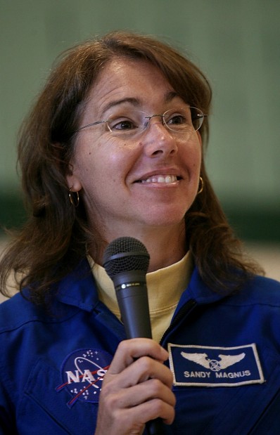 Belleville astronaut on last space shuttle mission | Illinois ...