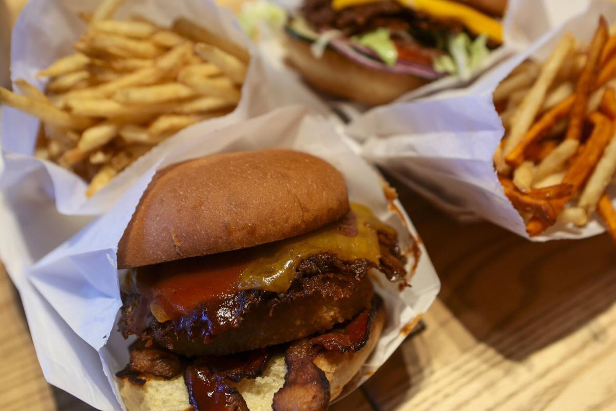 Maplewood restaurant Burger Champ to close June 21