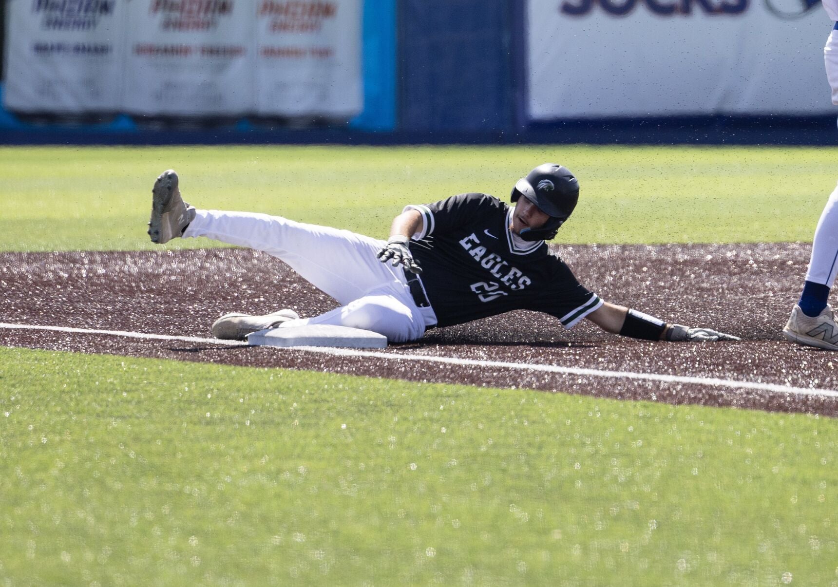 Orchard Farm outslugs Westminster, advances to first state title game