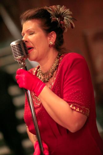 Sarah Jane and the Blue Notes will swing into Grand Center with ...
