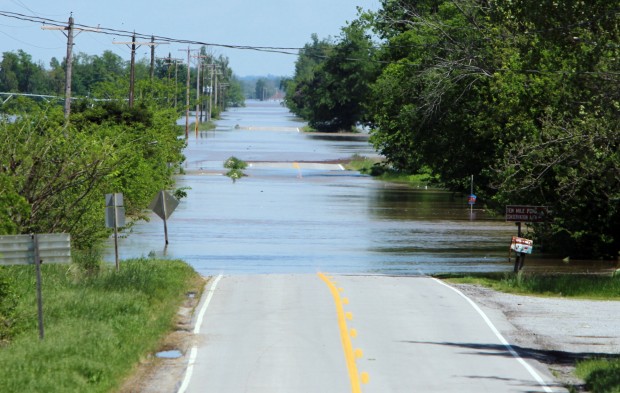 Cairo's pulse slows, but only slightly, as flood threat eases